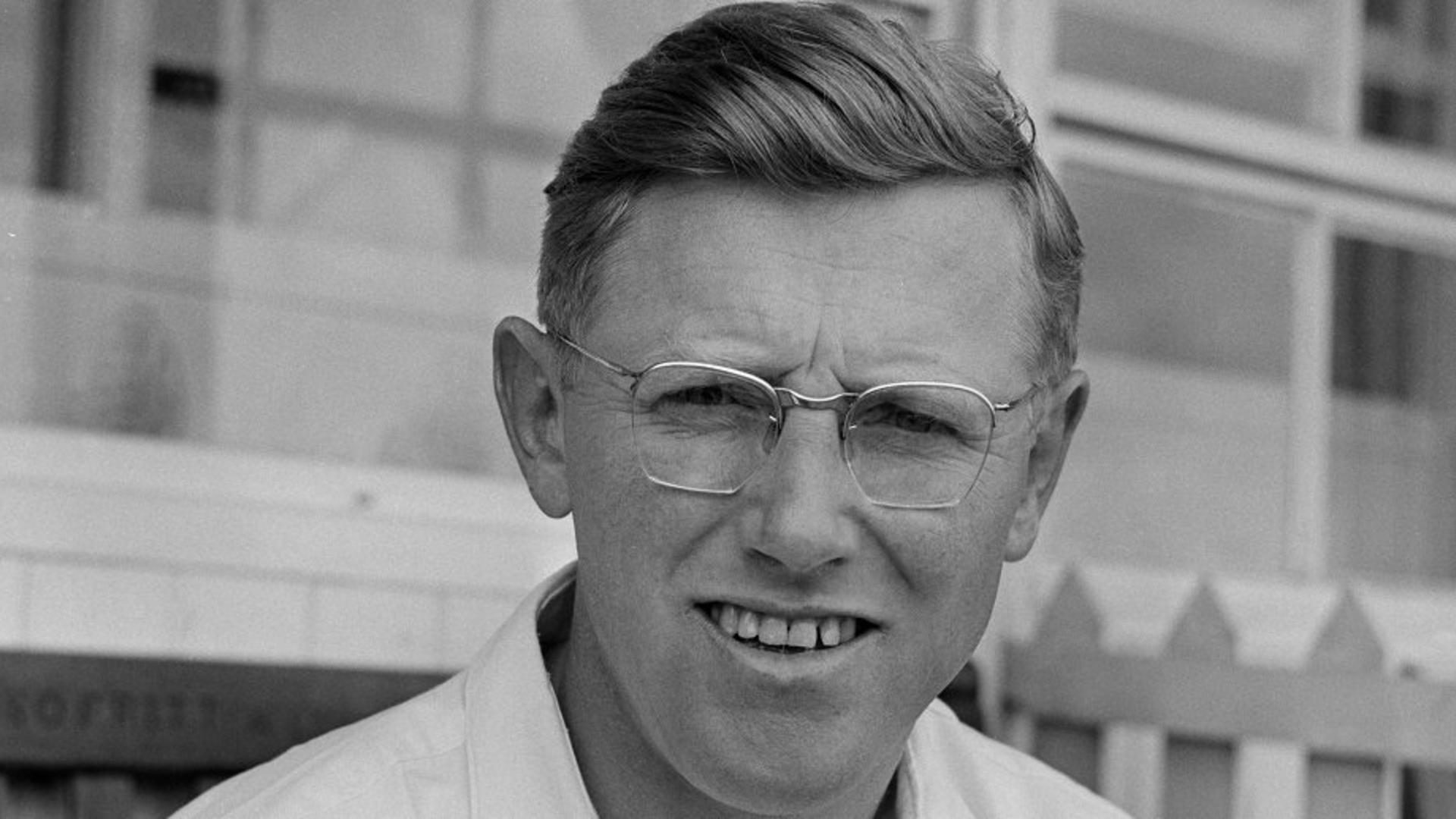 Mike Smith, one of England’s most popular captains – Almanack